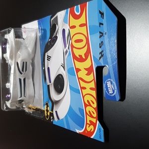 Mattel | Other | Hot Wheels Dc Comics Batmobile White 223 Batman ...